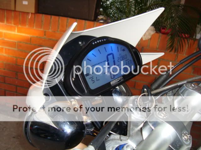 Translogic Micro Dash on 2009 Speed Triple | Triumph Rat Motorcycle Forums